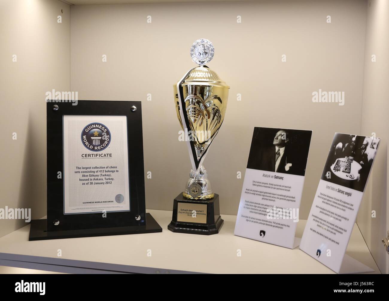 Chess museum hi-res stock photography and images - Alamy