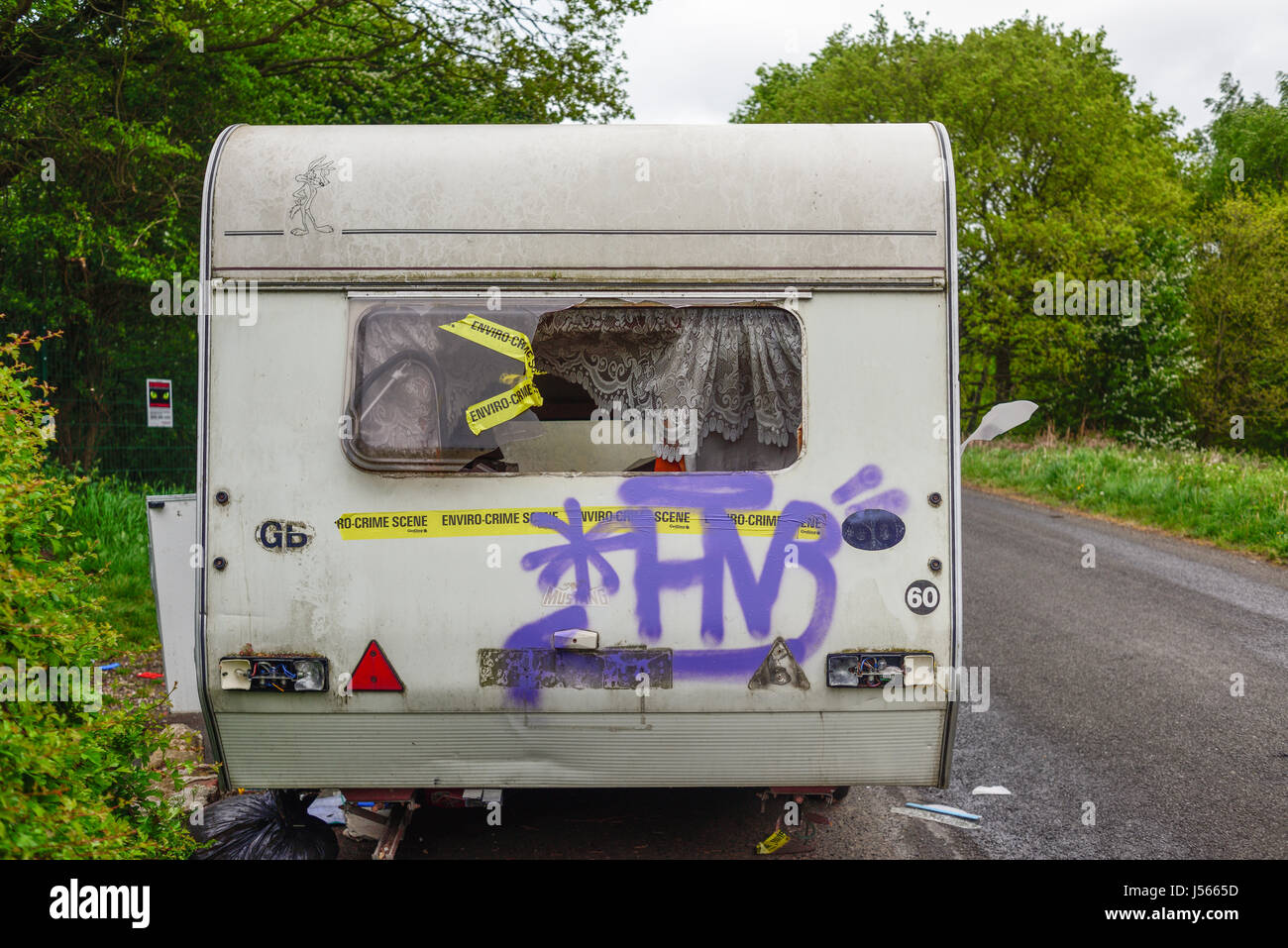 Vandalised caravan hi-res stock photography and images - Alamy