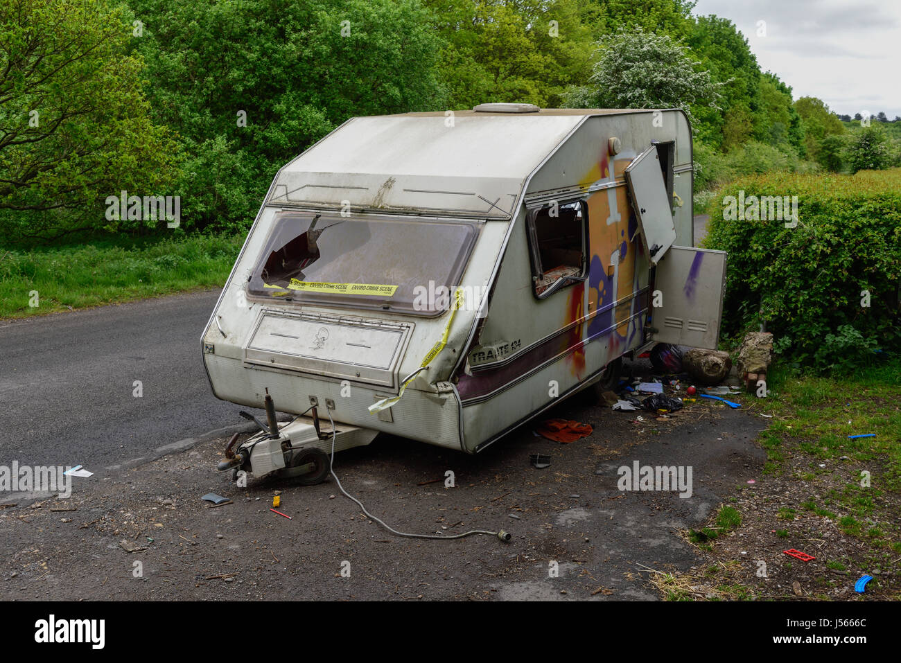 Vandalised caravan hi-res stock photography and images - Alamy