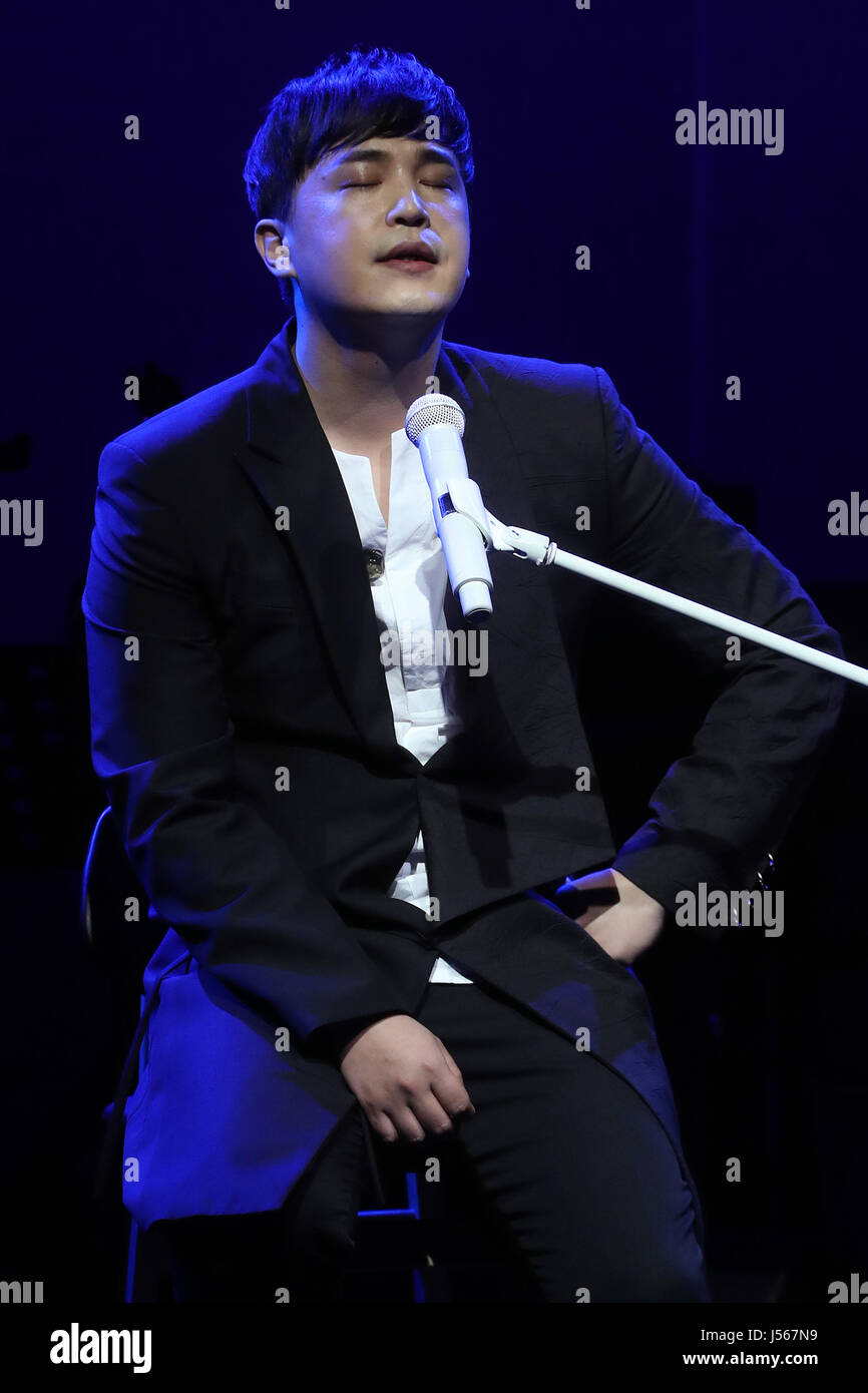 S. Korean singer Lee Soo South Korean singer Lee Soo performs during a ...