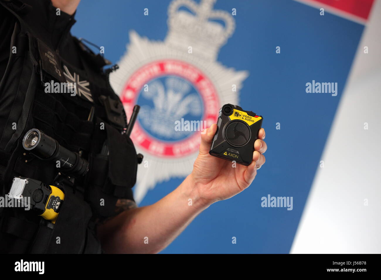 Uk body worn camera hi-res stock photography and images - Alamy