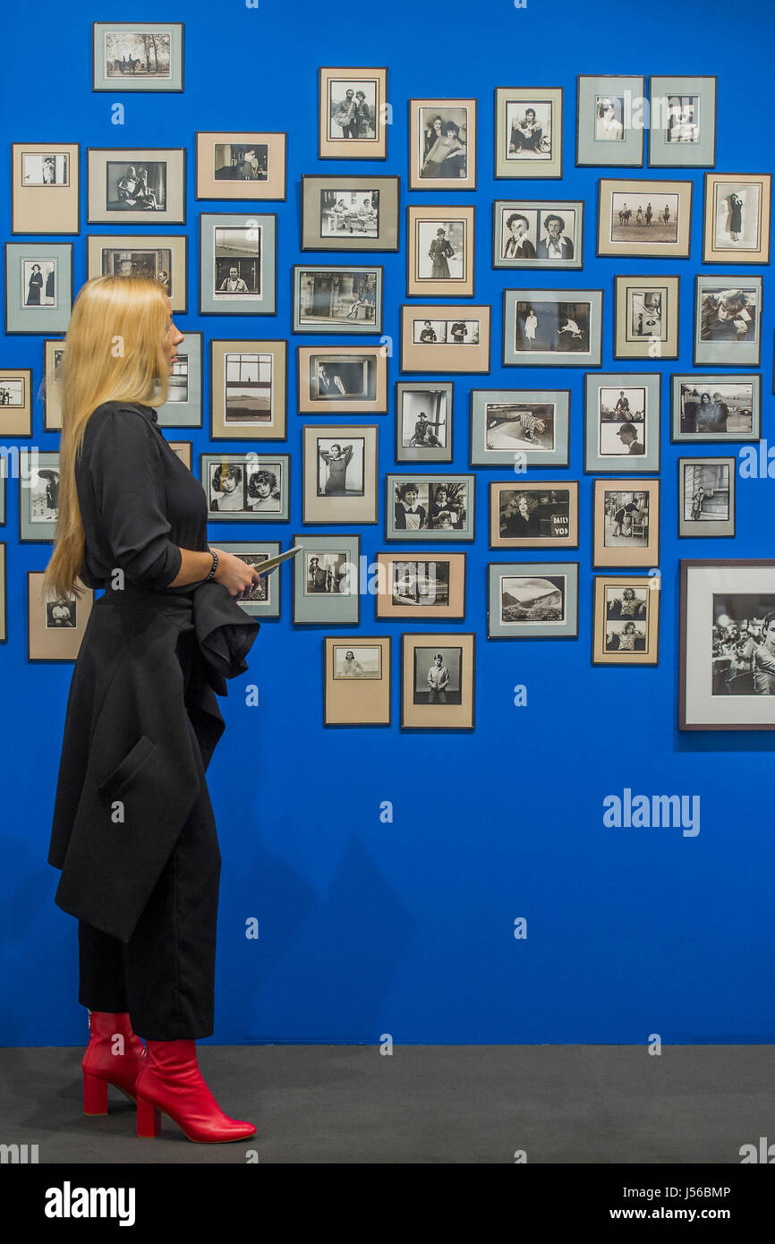 Atlas gallery london hi-res stock photography and images - Alamy