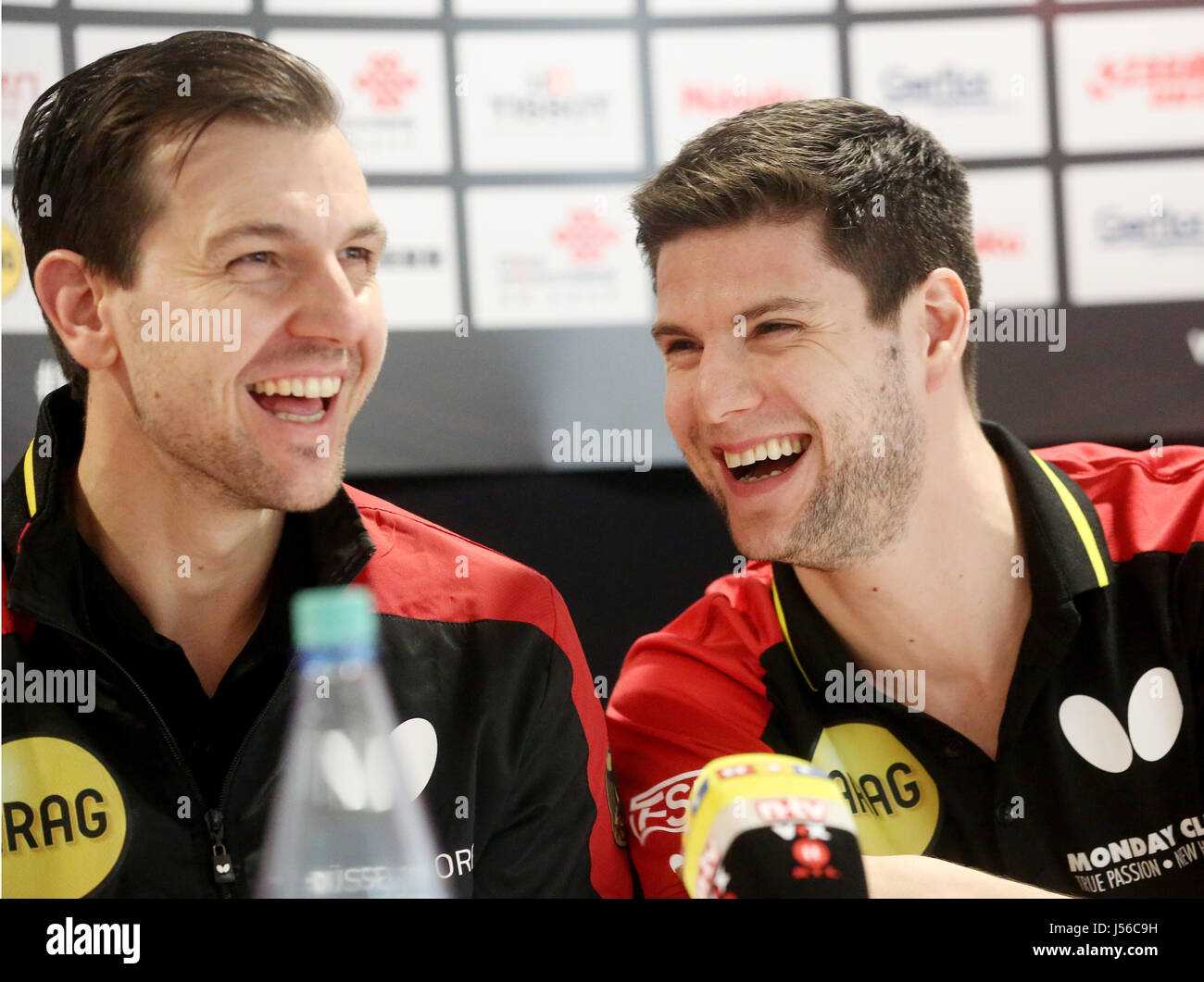Duesseldorf, Germany. 17th May, 2017. German table tennis players Timo ...