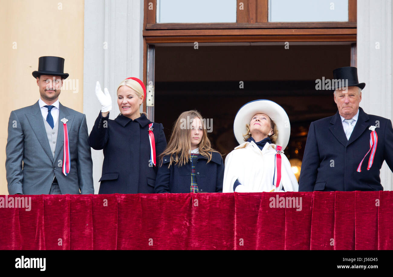 Norwegian Royal family with Crown Prince Haakon (L-R), Crown Princess ...