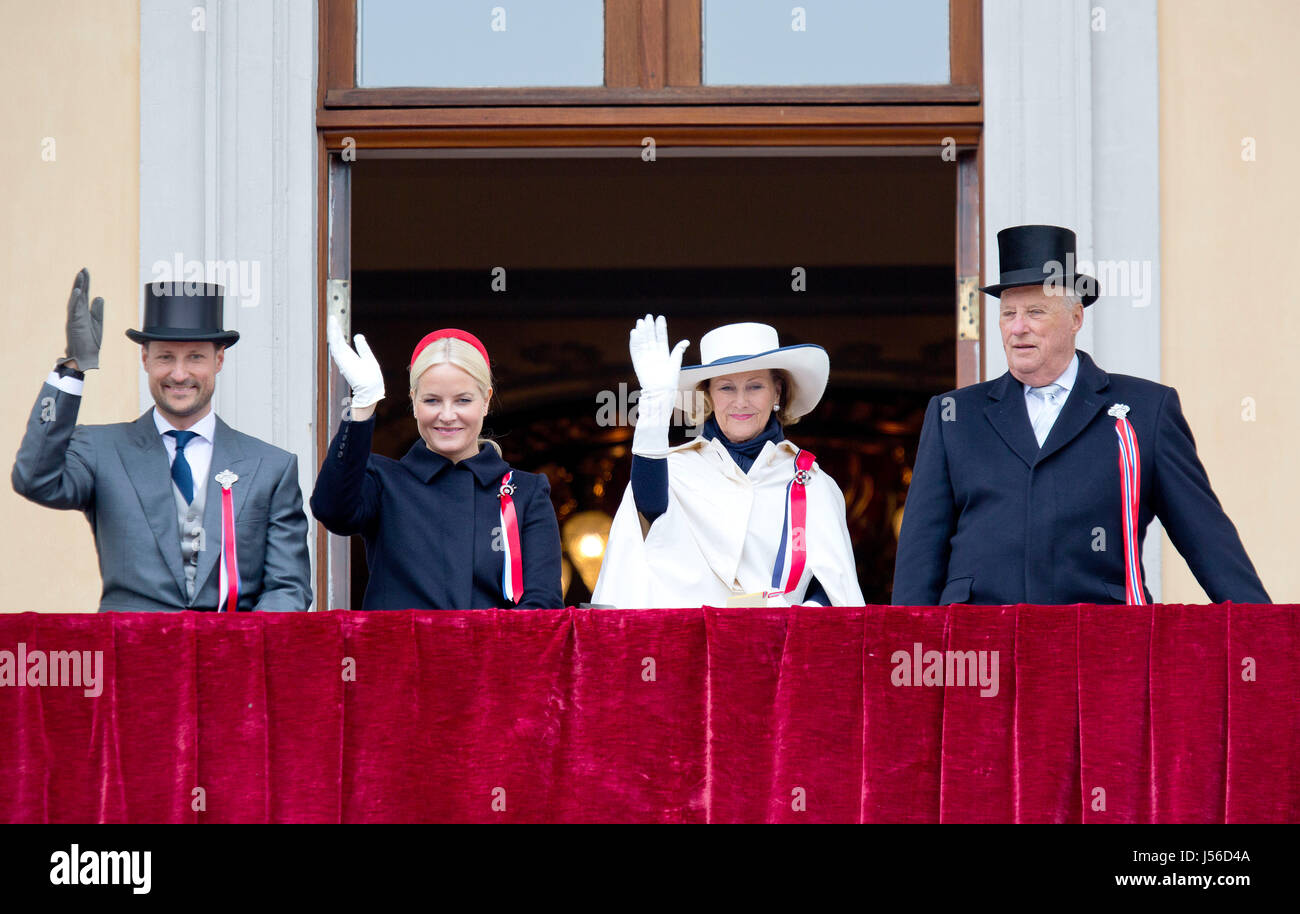 Norwegian Royal family with Crown Prince Haakon (L-R), Crown Princess ...