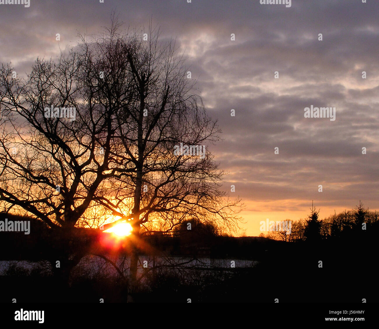 sunset colour colors colours shine shines bright lucent light serene ...