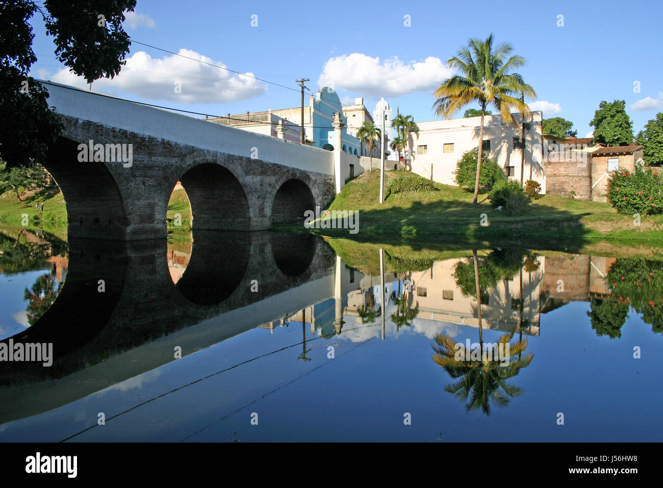 bridge palm tree cuba fresh water lake inland water water scenery ...