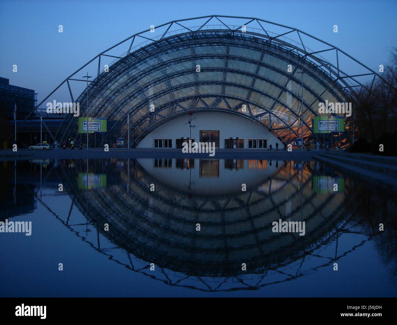 Glass hall hi-res stock photography and images - Alamy