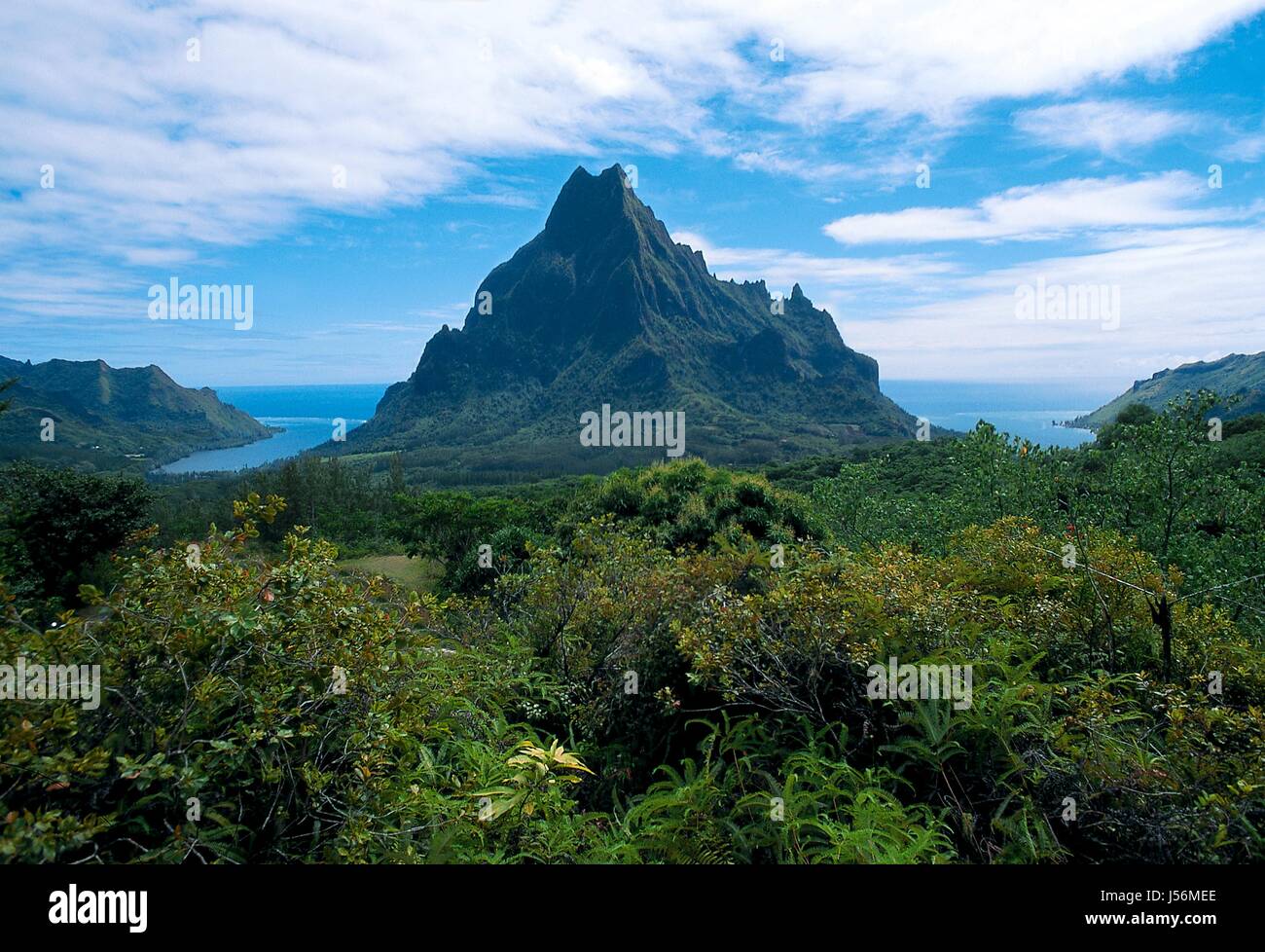 Captain Cook Tahiti High Resolution Stock Photography and Images - Alamy