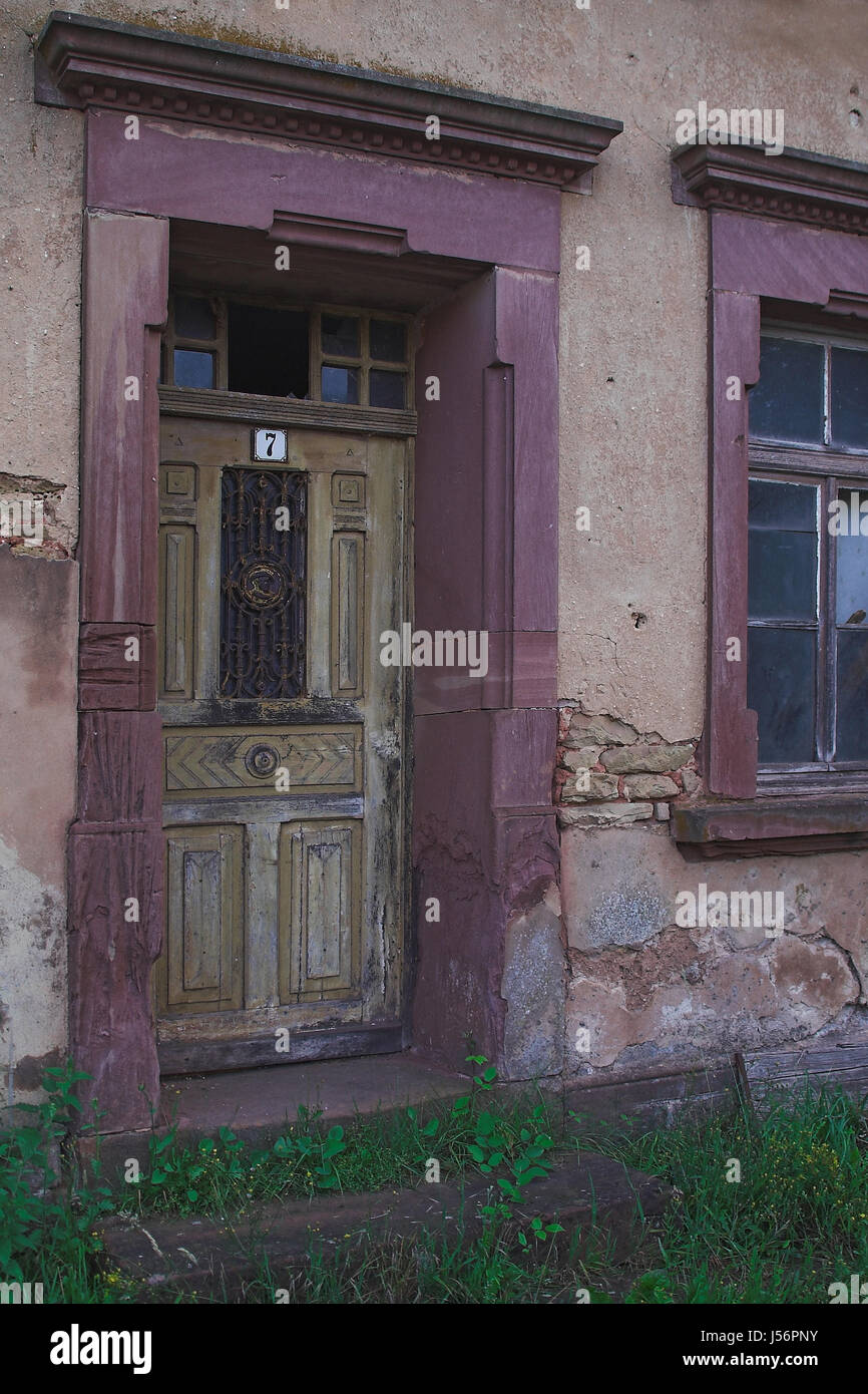 Building number 7 hi-res stock photography and images - Alamy