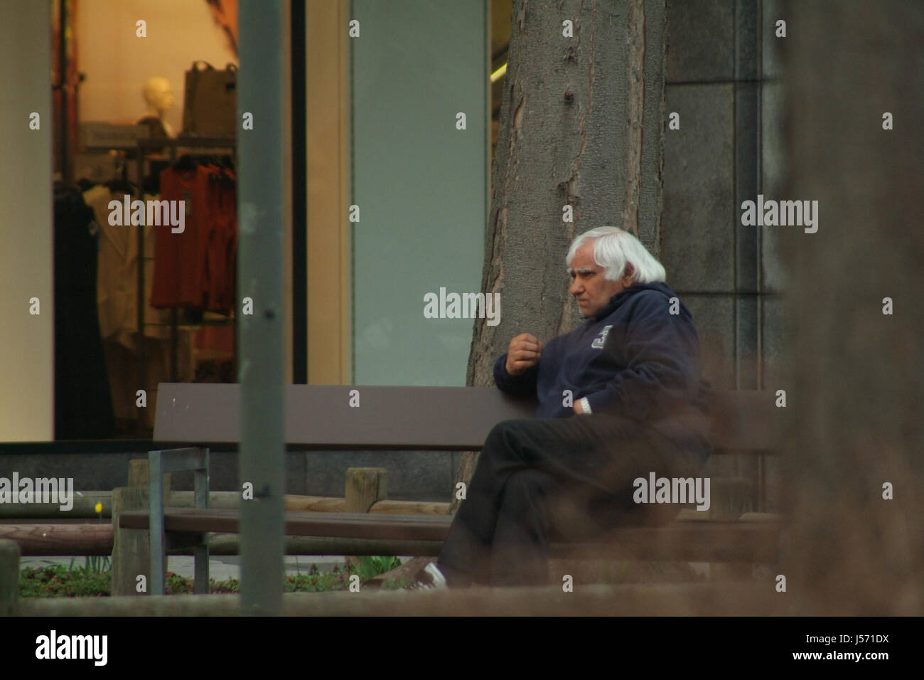 wheelchair grandpa grandfather granny grandchildren defect crutches ...