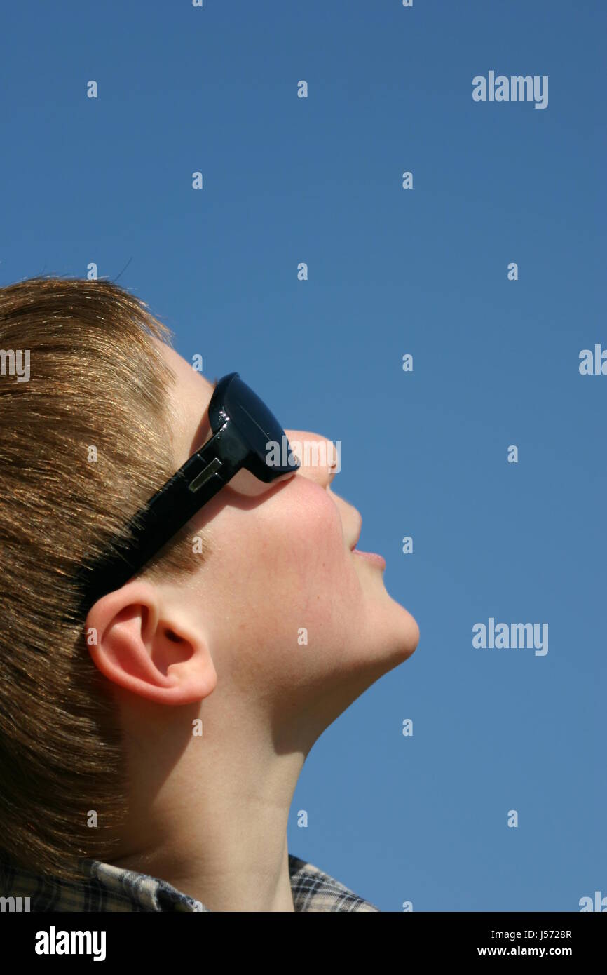 look glancing see view looking peeking looking at sight outlook ...