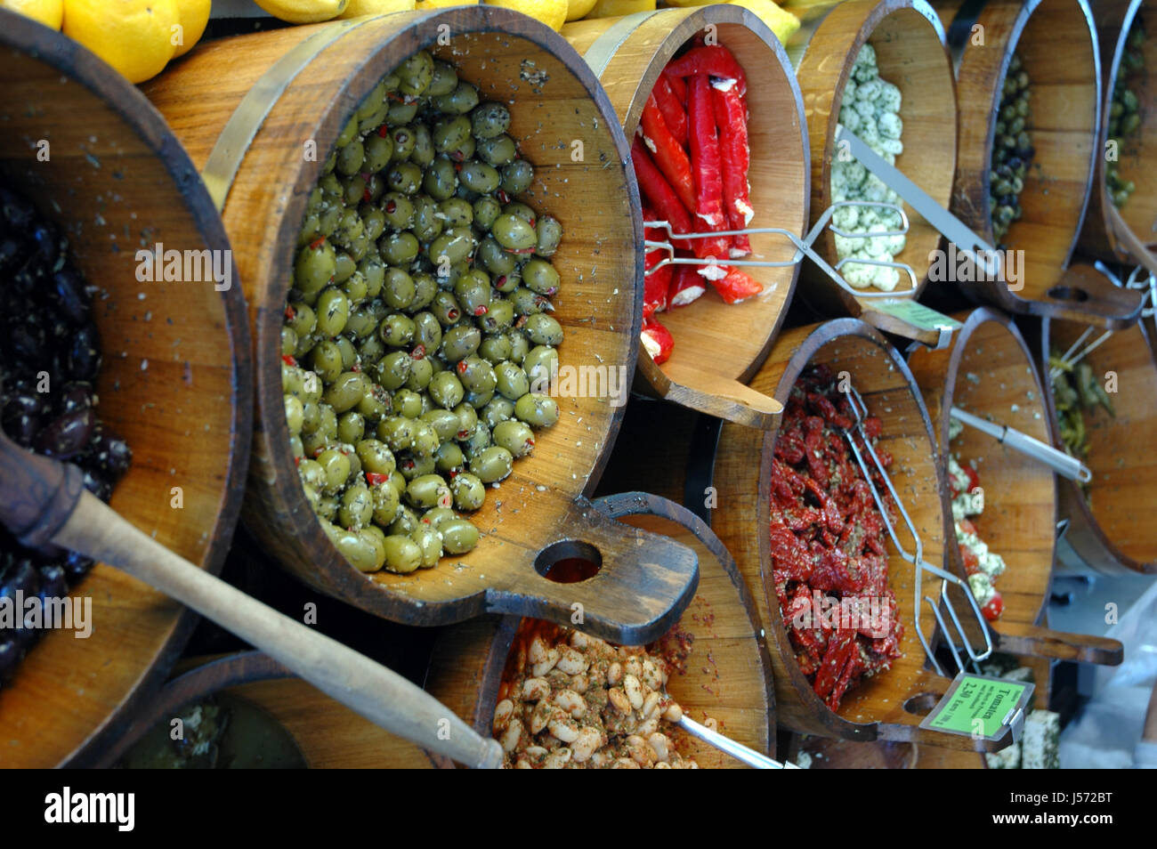 booth paprika peppers tomatoes tomatos olives retail shop shop ...