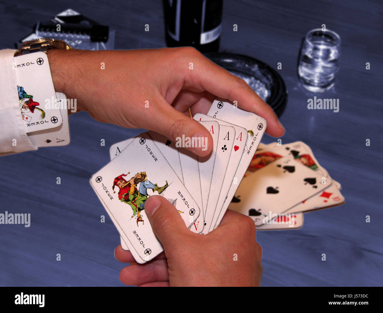 hand game tournament play playing plays played pack of cards player ...