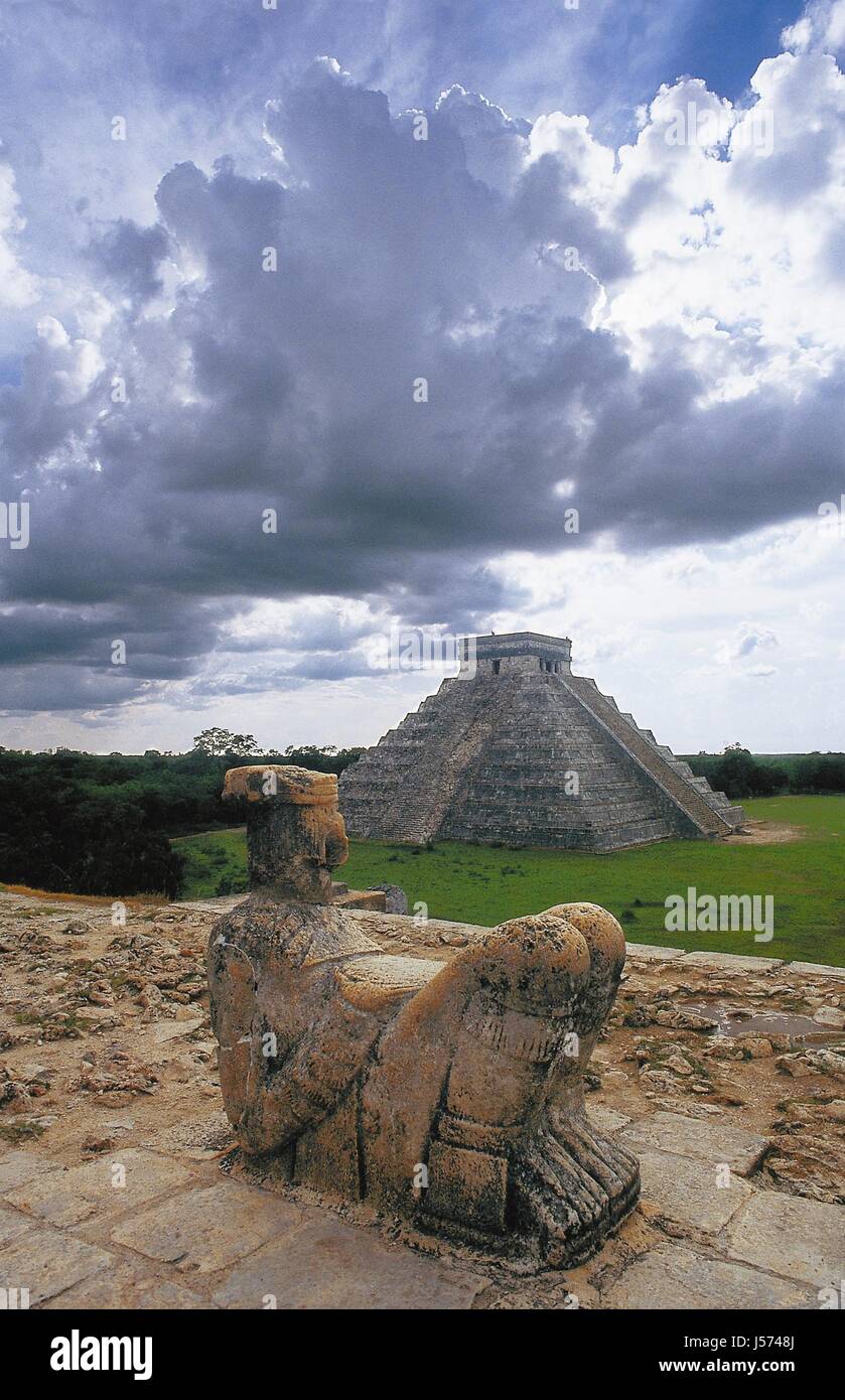 Kukulkan hi-res stock photography and images - Alamy