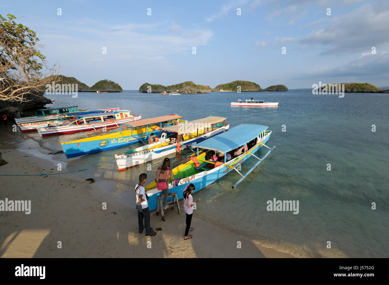 Quezon Island, Philippines - April 11, 2017: Tourist boats waiting for ...