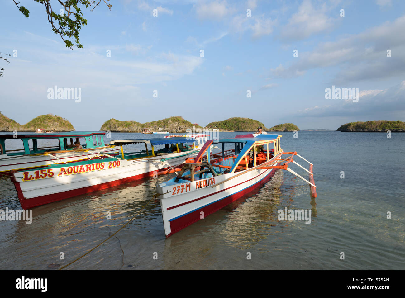 Quezon Island, Philippines - April 11, 2017: Tourist boats waiting for ...