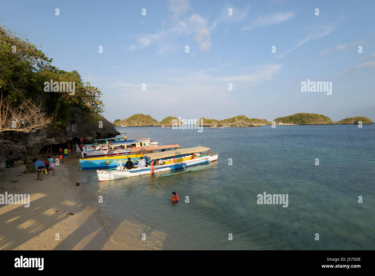 Hundred islands, philippines hi-res stock photography and images - Alamy