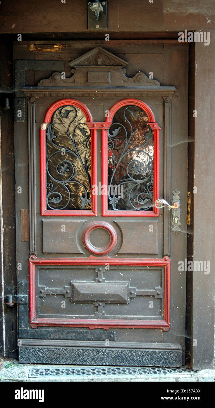 Orphan entrance hi-res stock photography and images - Alamy