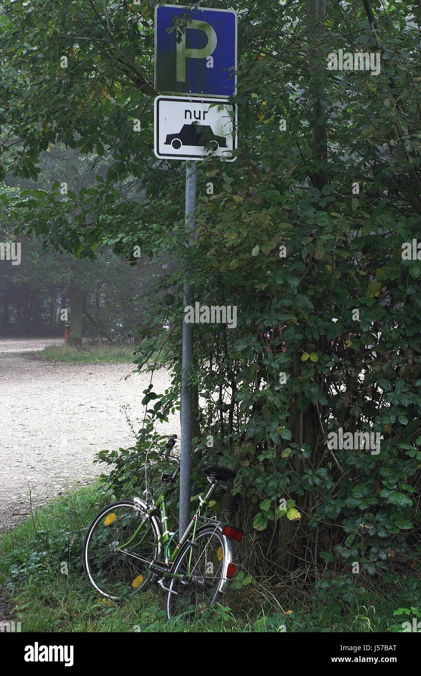 green biker parking place no parking competition bike bicycle cycle ...