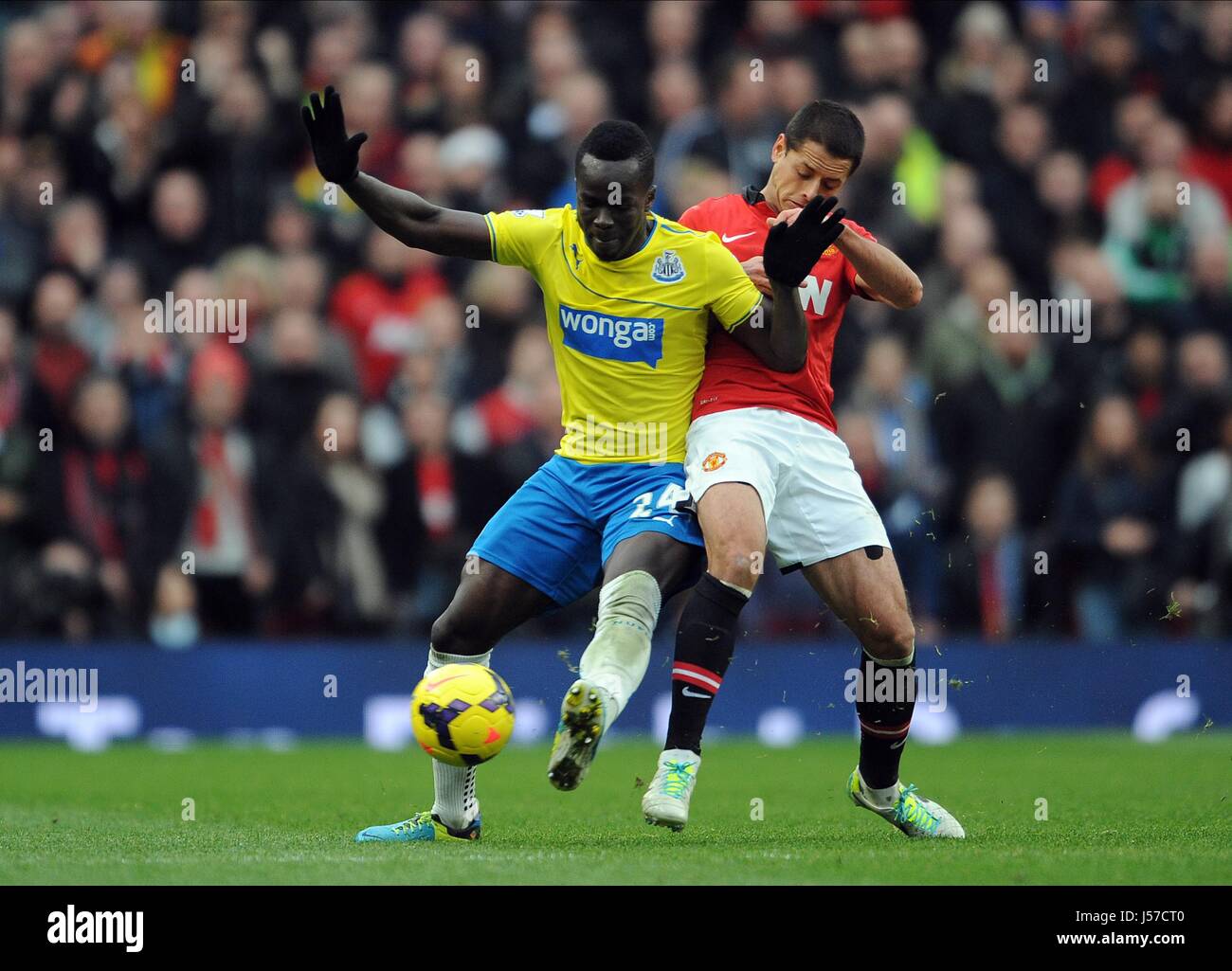 CHEICK TIOTE & JAVIER HERNANDE MANCHESTER UNITED FC V NEWCAST OLD ...