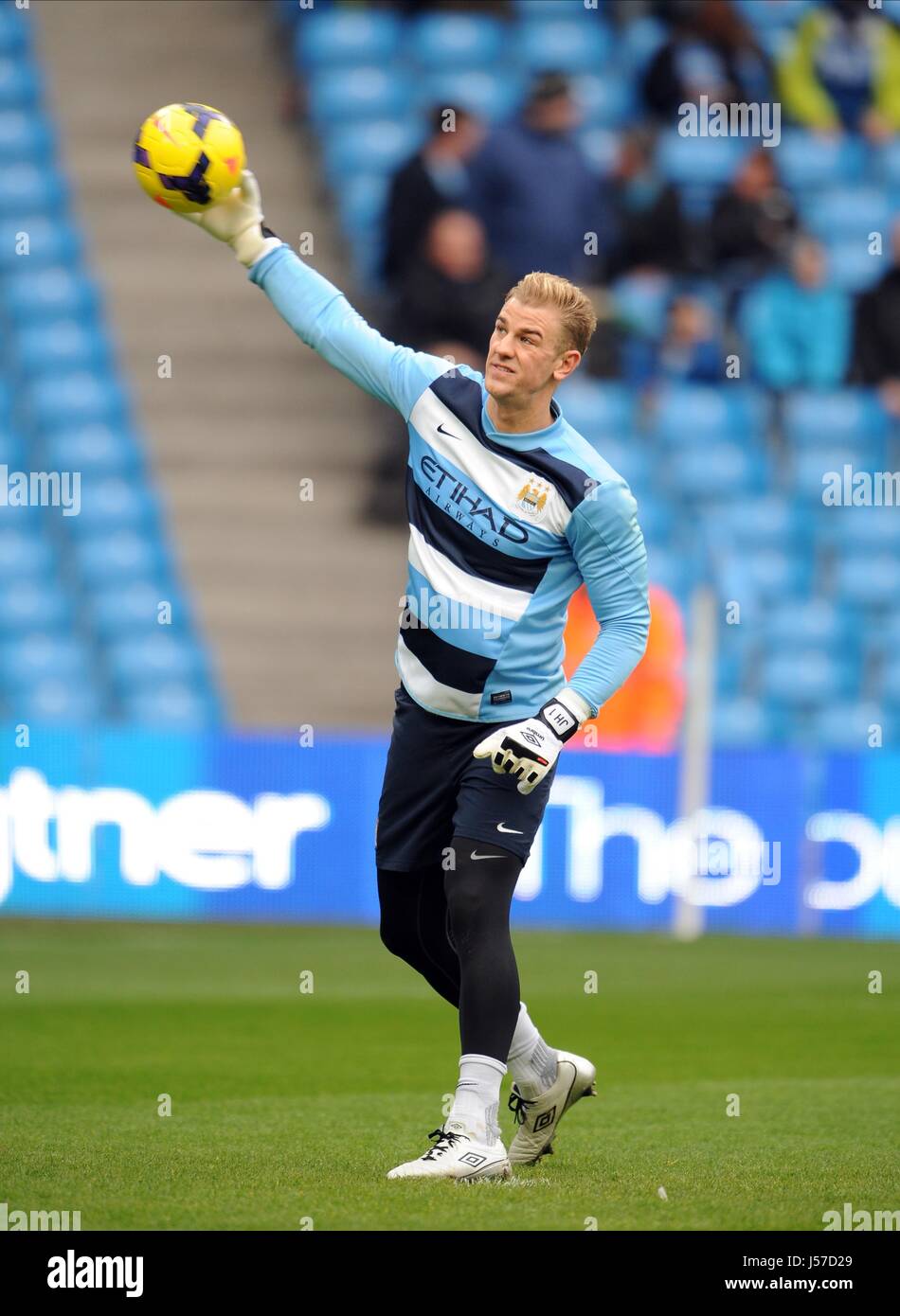 JOE HART WARM S UP BEFORE GAME MANCHESTER CITY V ARSENAL ETIHAD STADIUM ...