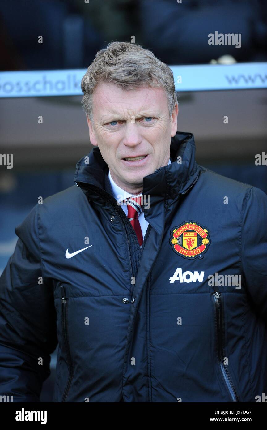 DAVID MOYES MANCHESTER UNITED MANAGER KC STADIUM HULL ENGLAND 26 ...