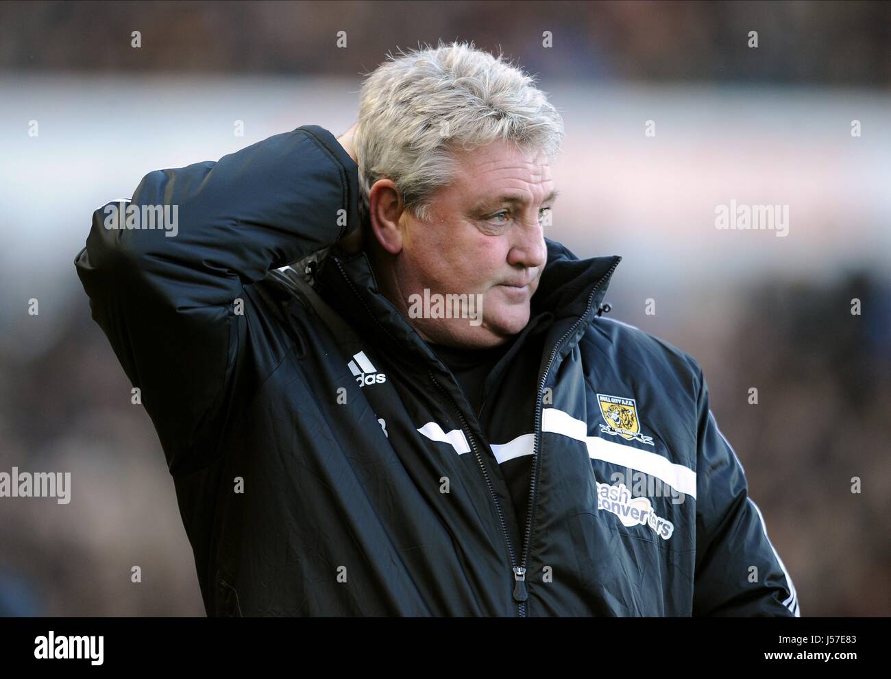 STEVE BRUCE HULL CITY FC MANAGER HULL CITY FC MANAGER KC STADIUM HULL ...