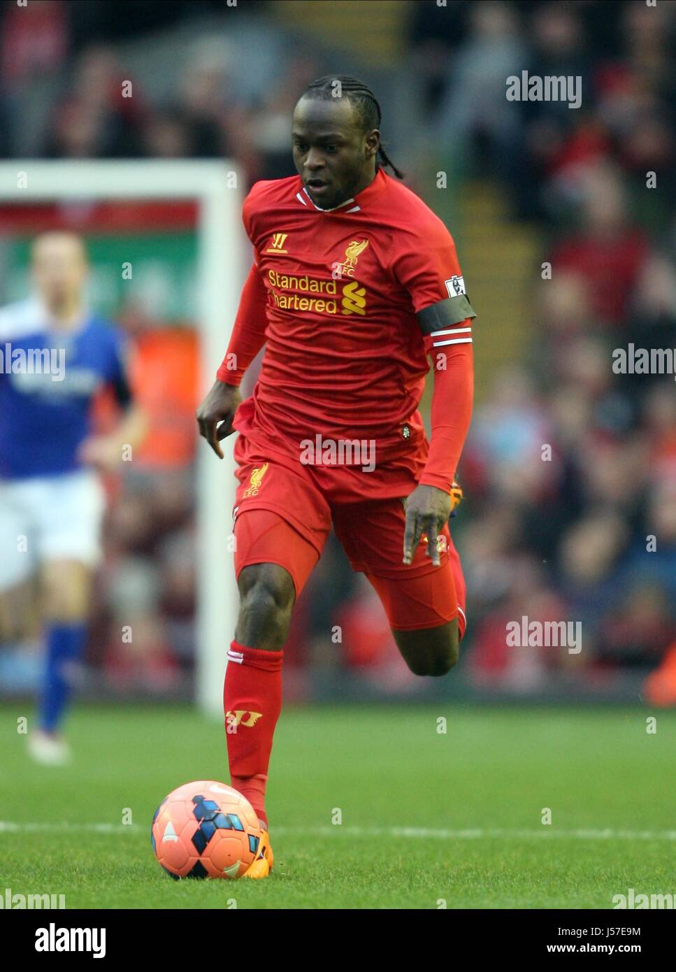 VICTOR MOSES LIVERPOOL FC LIVERPOOL FC ANFIELD LIVERPOOL ENGLAND 05 ...