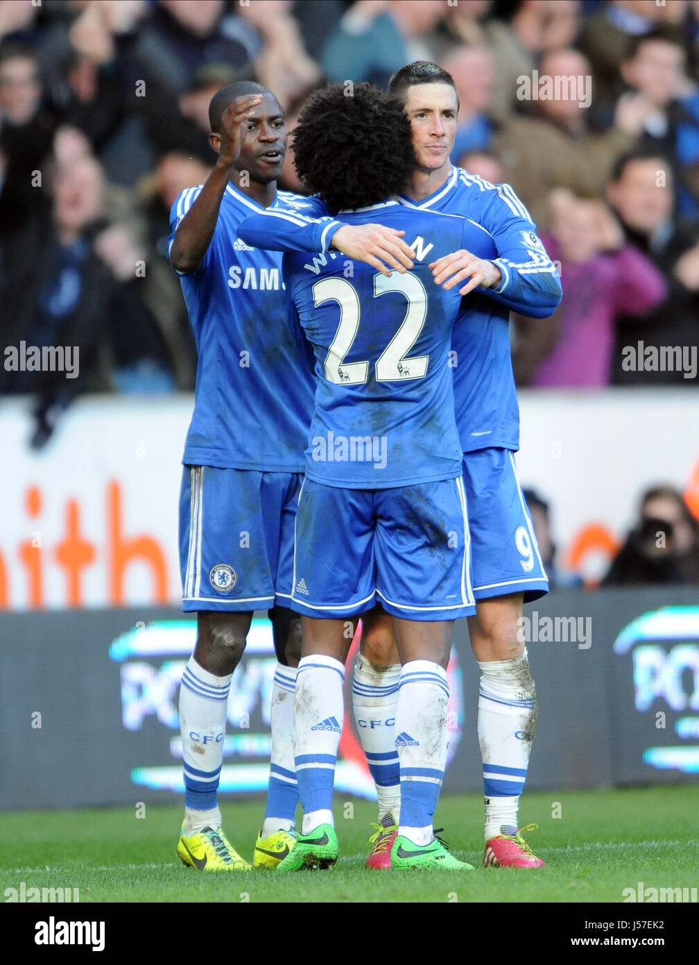 FERNANDO TORRES CELEBRATES GOA HULL CITY FC V CHELSEA KC STADIUM HULL ...