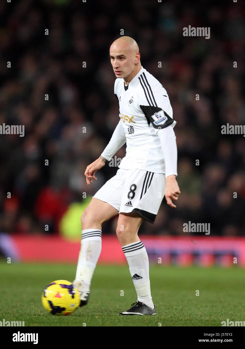Jonjo shelvey of swansea hi-res stock photography and images - Alamy