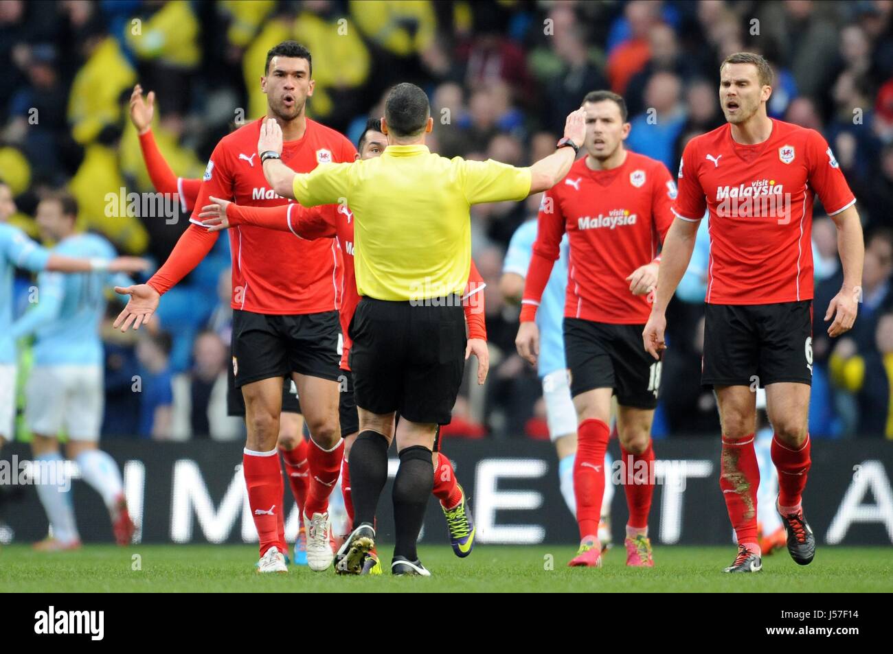 NEIL SWARBRICK STEVEN CAULKER MANCHESTER CITY V CARDIFF CITY ETIHAD ...