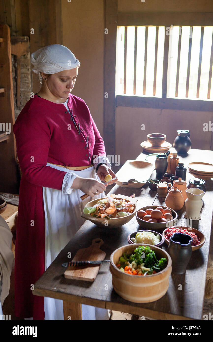 Medieval kitchen reconstruction hi-res stock photography and images - Alamy