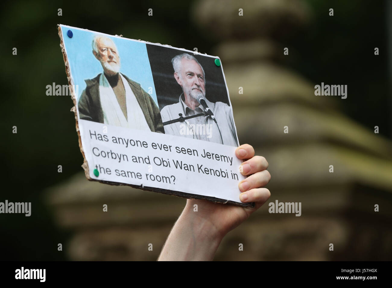 A supporter holds up a sign pointing out the likeness between Jeremy ...