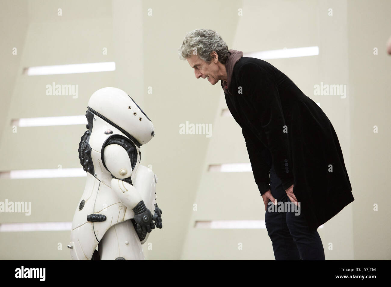 DOCTOR WHO, (from left): Emojibot, Peter Capaldi, 'Smile', (Season 10 ...