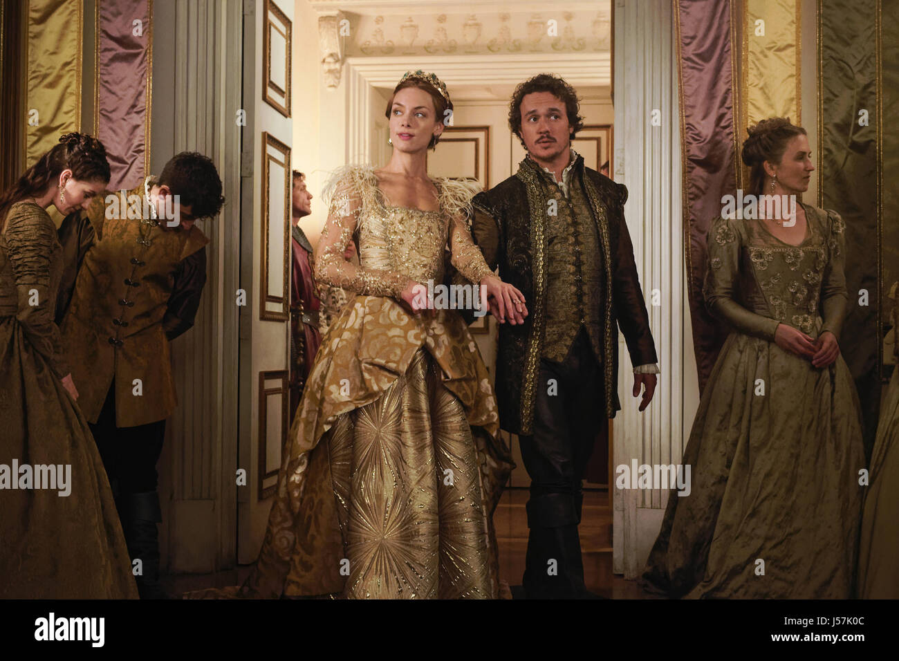 REIGN, (from left): Rachel Skarsten, Ben Geurens, 'A Better Man ...