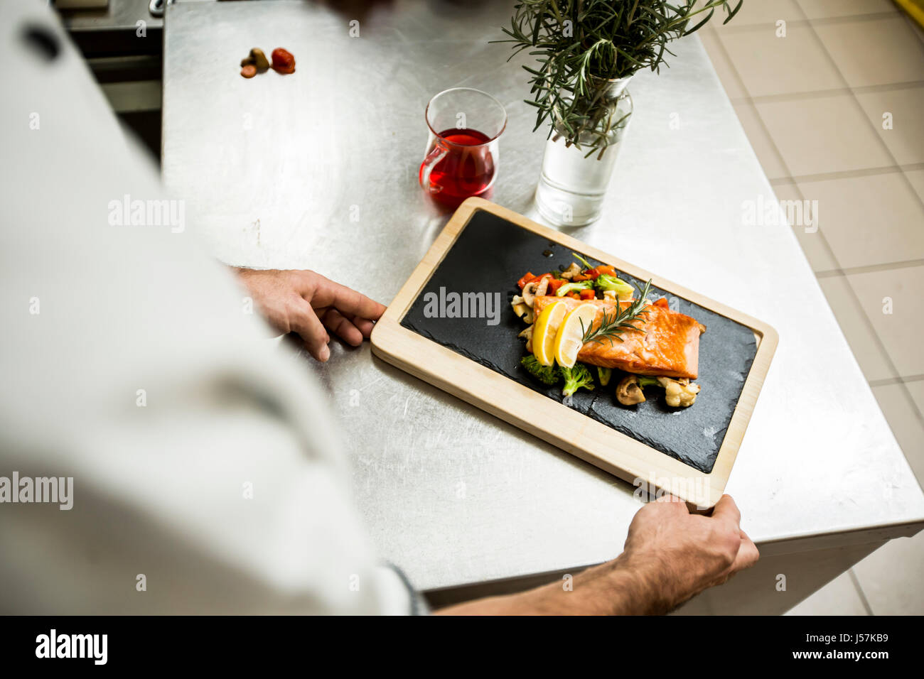 Chef serving food hi-res stock photography and images - Alamy
