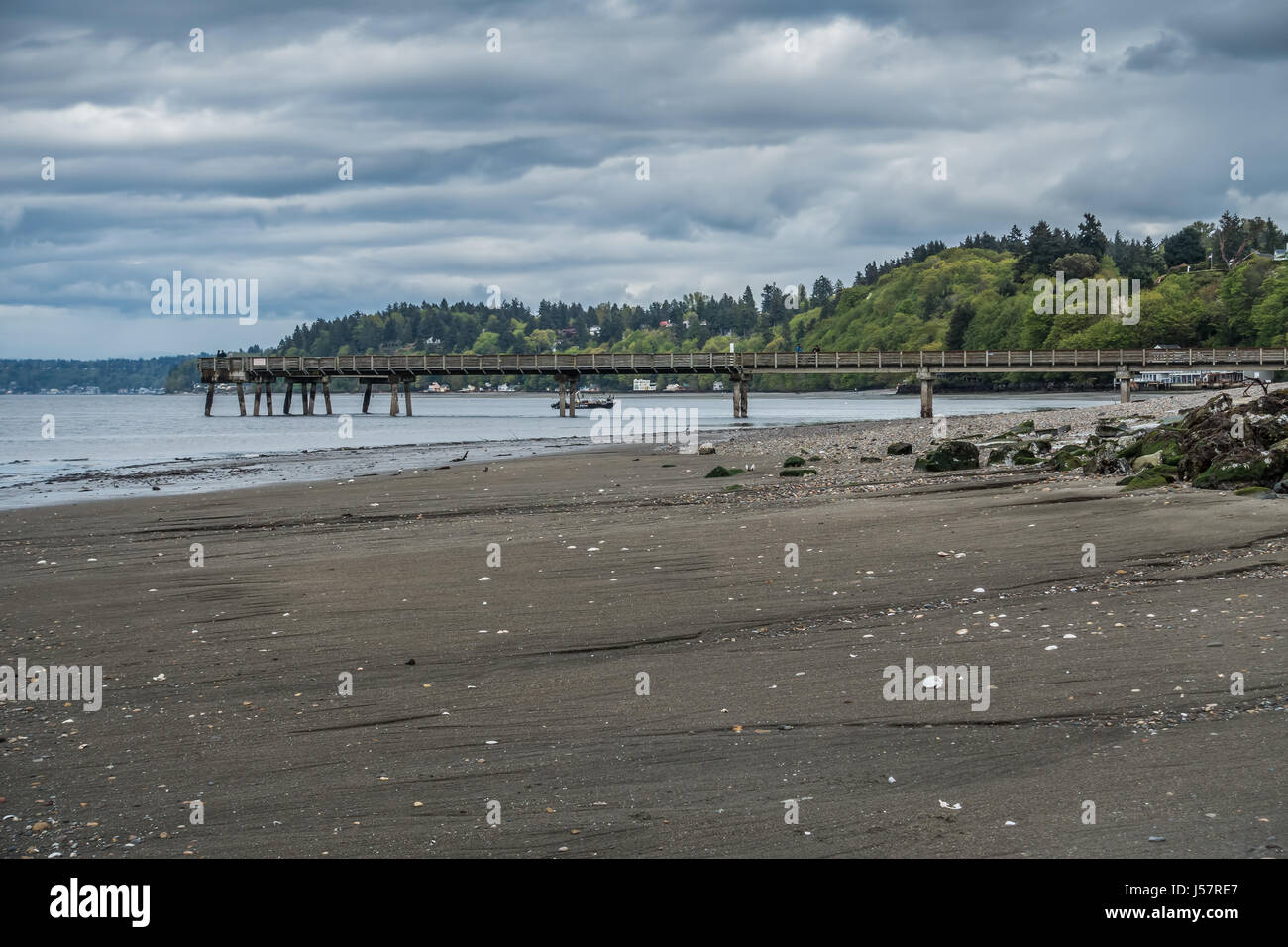A of the pier at Dash Point, Washington. The tide is low Stock Photo ...