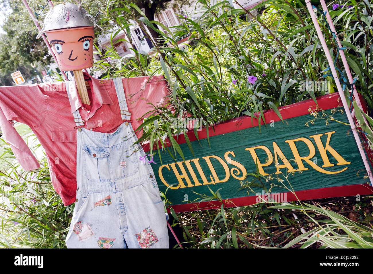 Florida Mt. Mount Dora,Child's Park,sign,logo,scarecrow,overalls ...