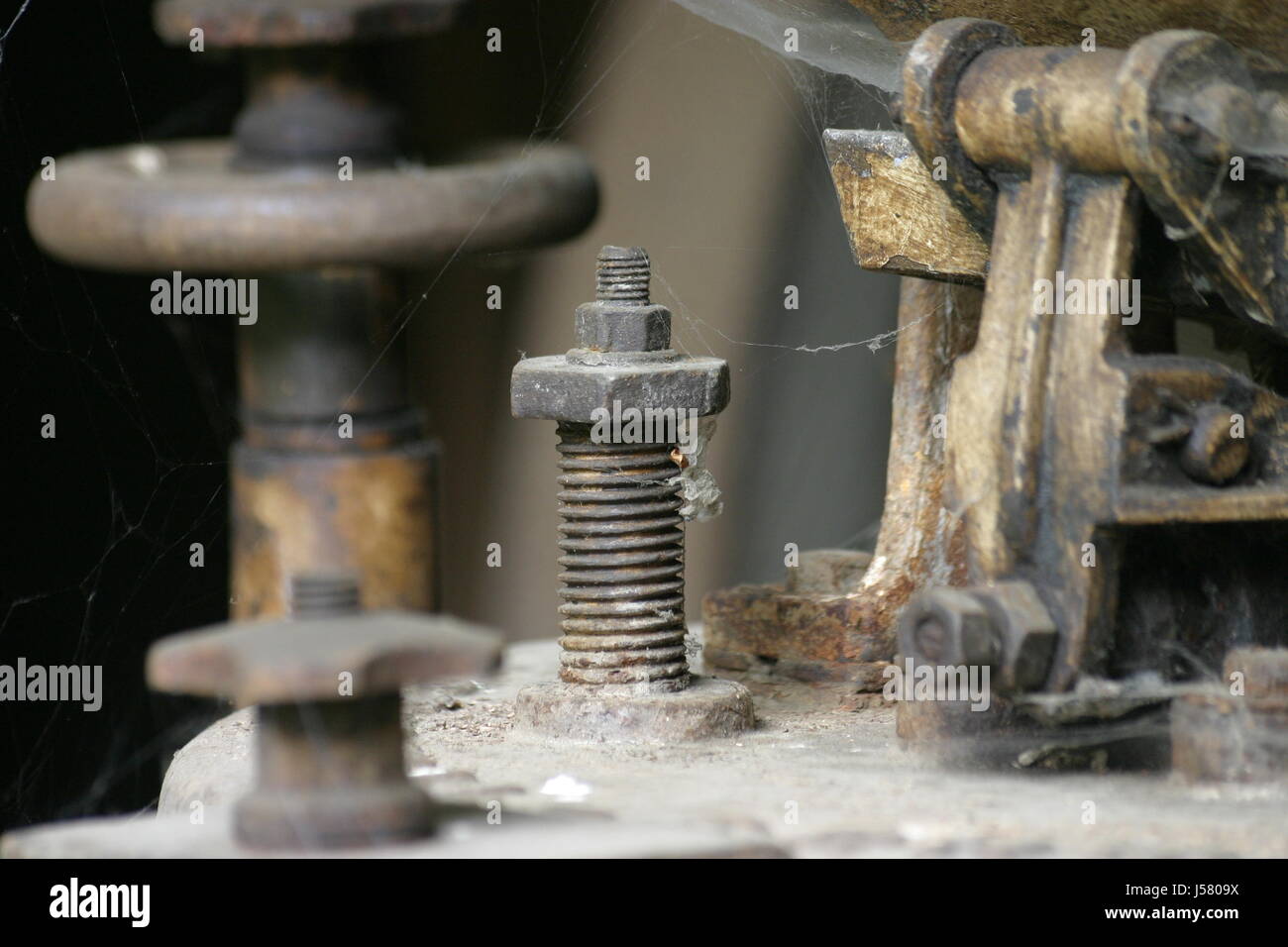 Rotten screws hi-res stock photography and images - Alamy