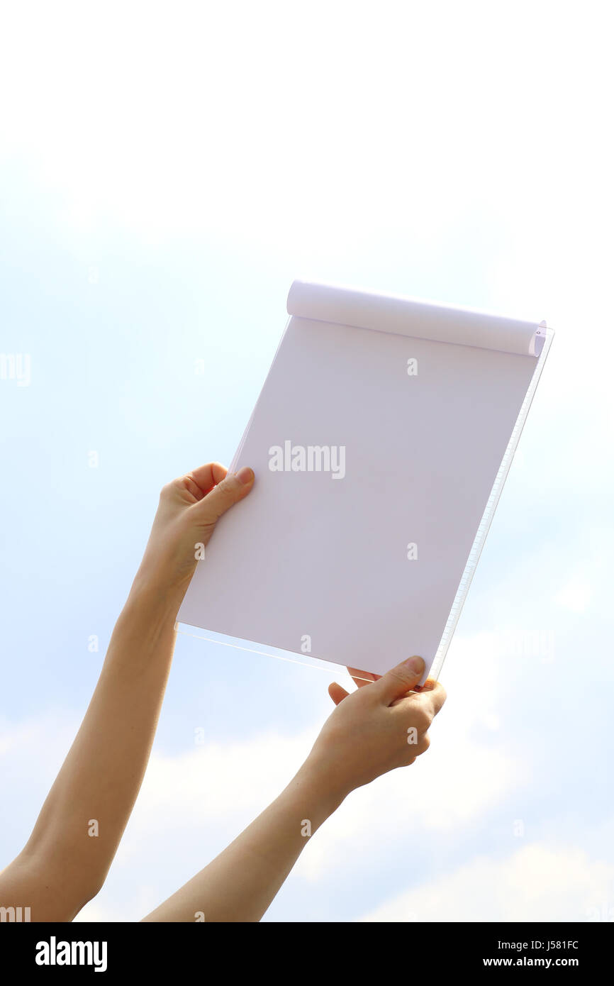 Woman Hand Holding Message Board Stock Photo - Alamy