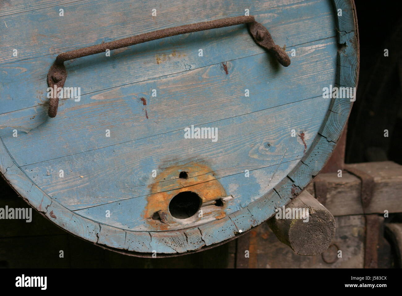 agriculture farming bung-hole barrel holzfass jauchefass jauche-fass ...