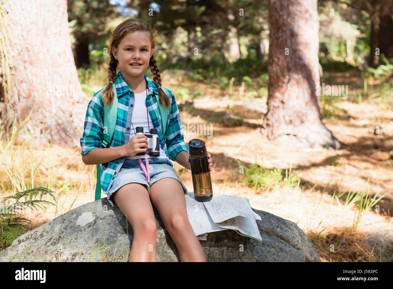 Water bottle binoculars on hi-res stock photography and images - Alamy