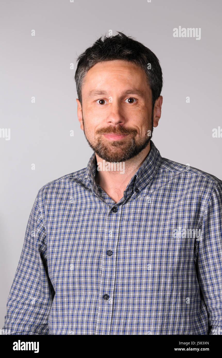 handsome bearded businessman Stock Photo - Alamy