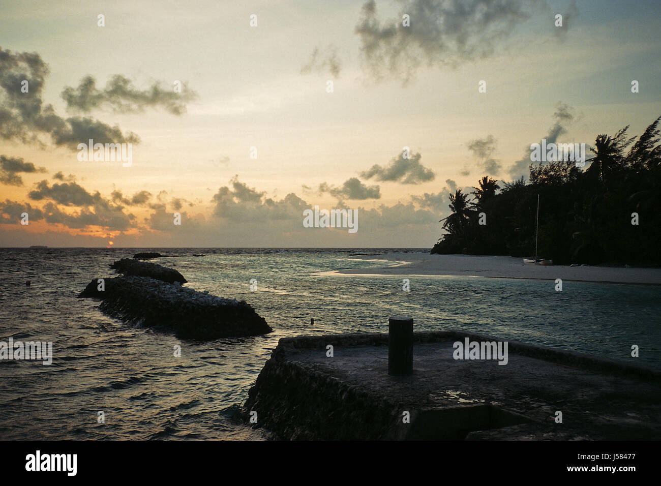 holiday vacation holidays vacations asia navigation sunset beach ...