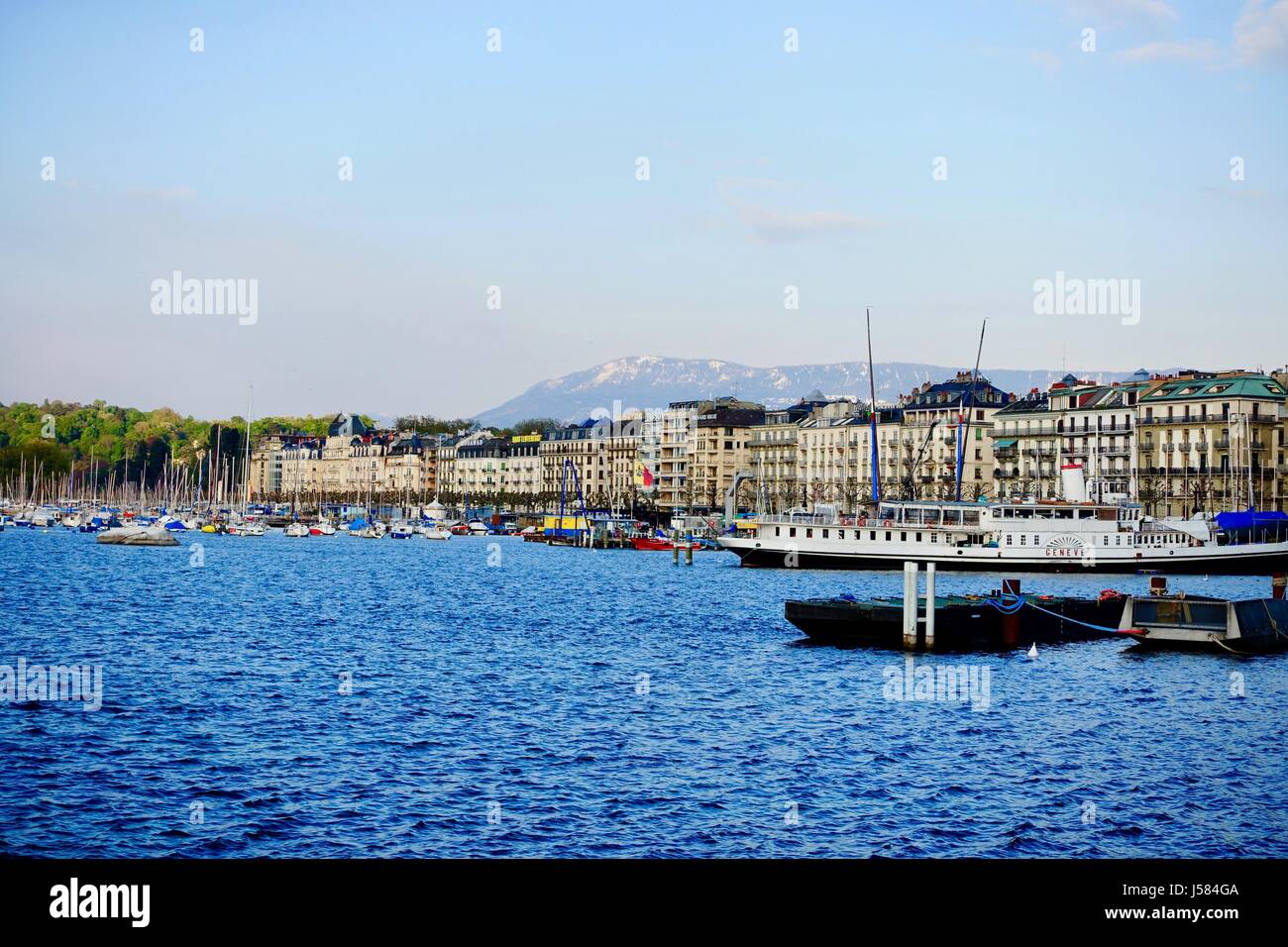 Geneva spring hi-res stock photography and images - Alamy