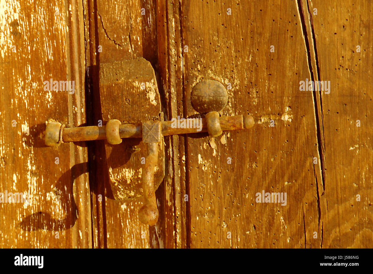 Old latch hi-res stock photography and images - Alamy