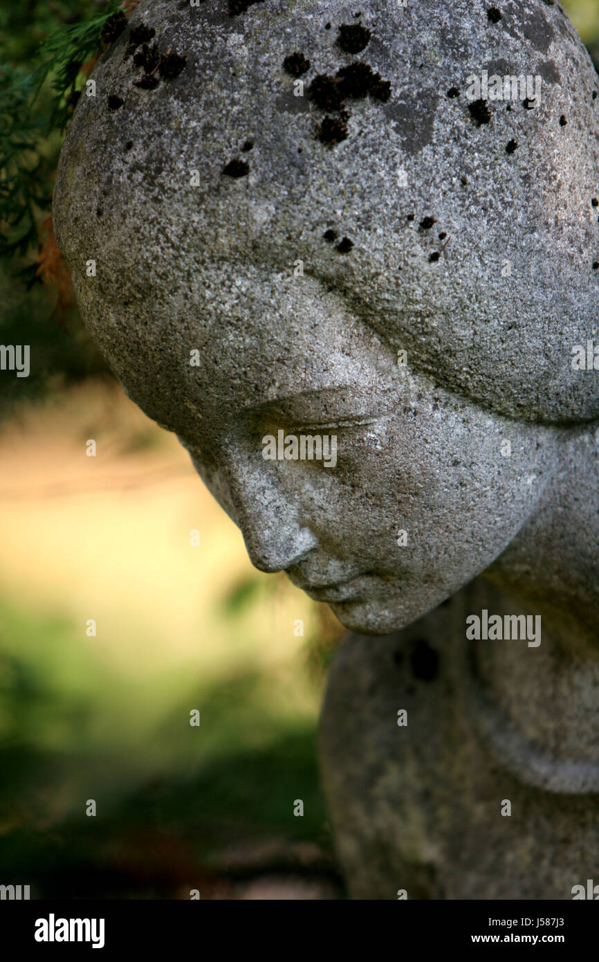 Art death hi-res stock photography and images - Alamy