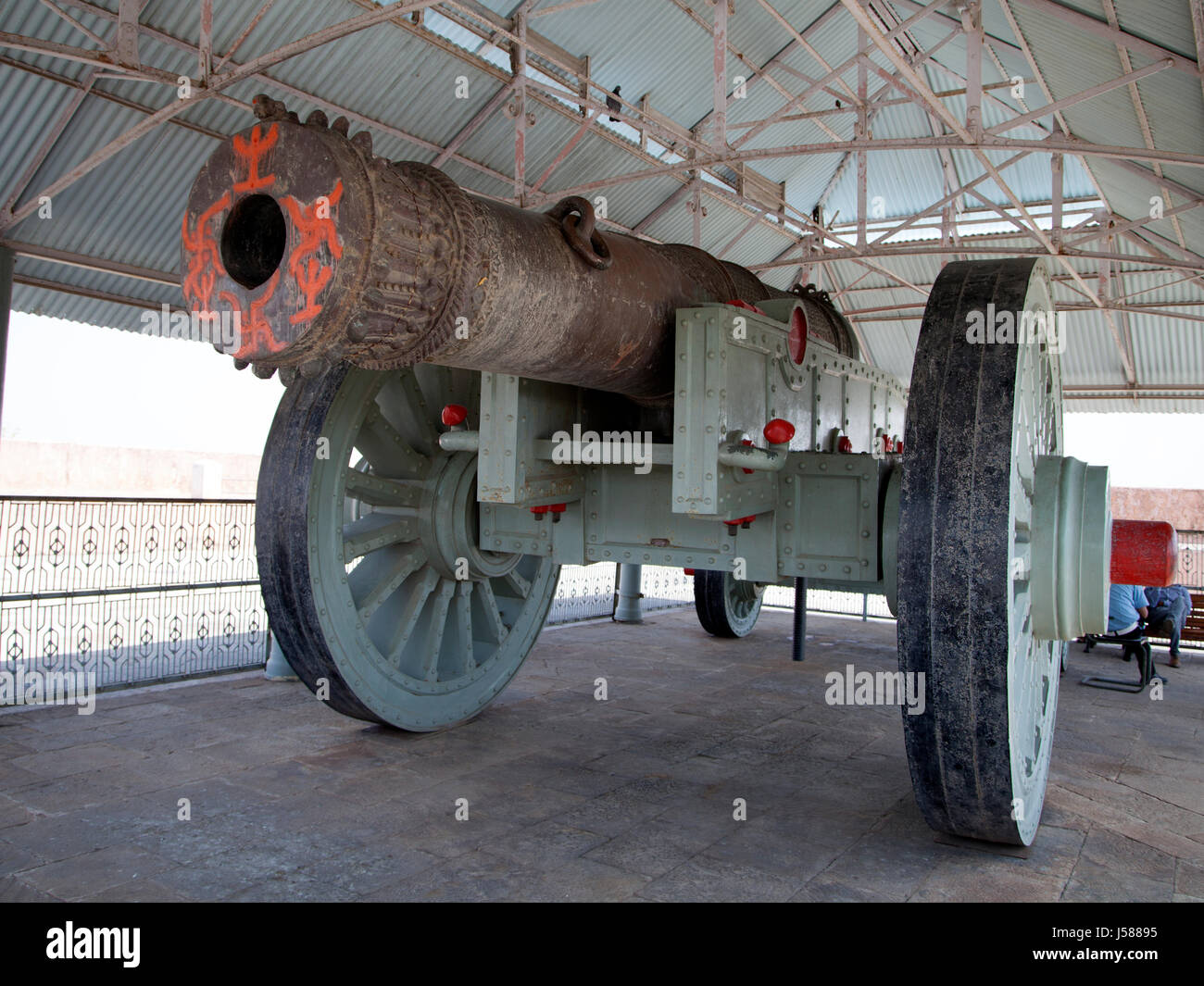 Jaivana cannon hi-res stock photography and images - Alamy