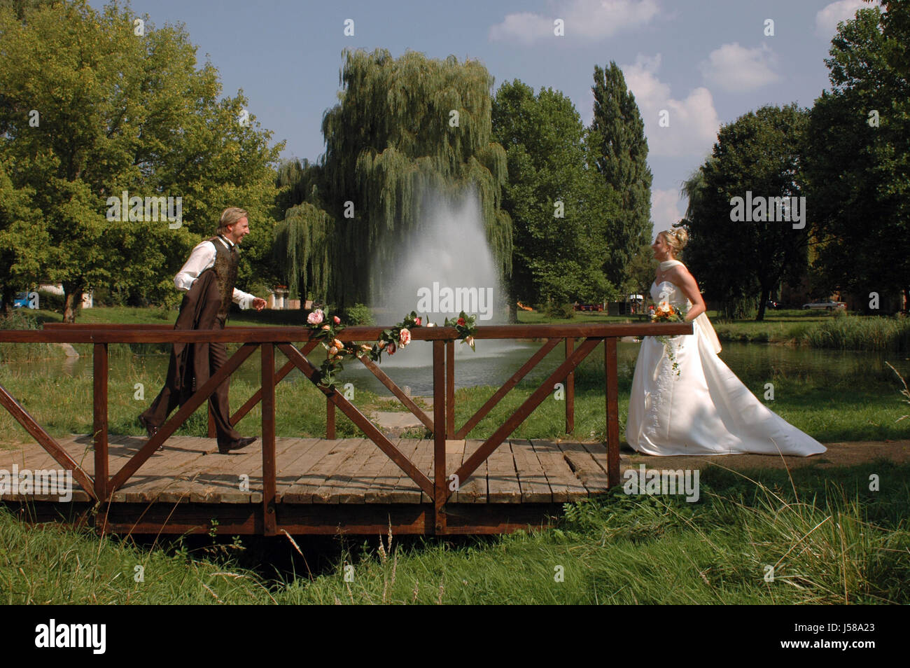 park bridge wedding marriage marriage ceremony wedding ceremony life ...